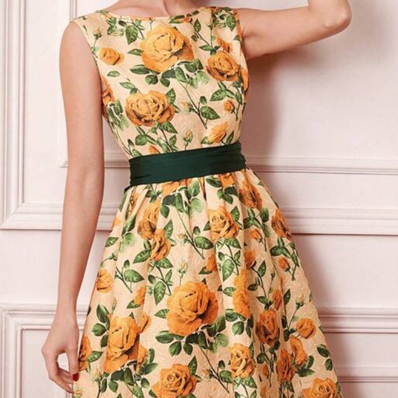 AA Collection | Dresses | Elegant Floral Print Belted Sleeveless Dress ...